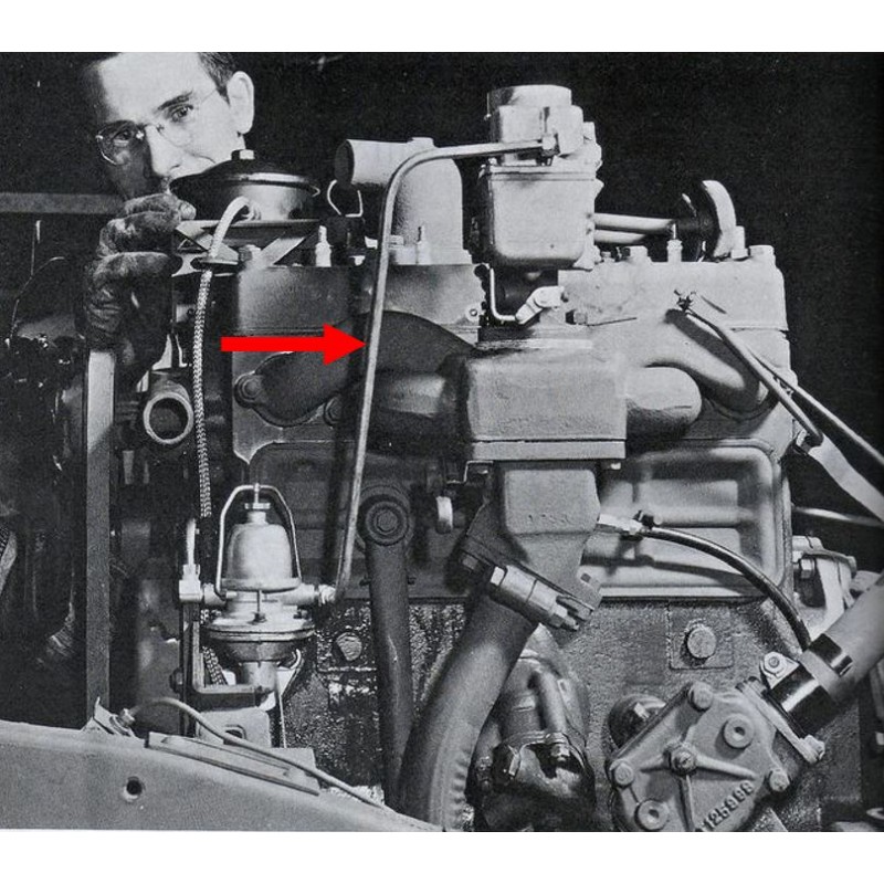 TUBE ESSENCE DE LA POMPE A ESSENCE AU CARBURATEUR